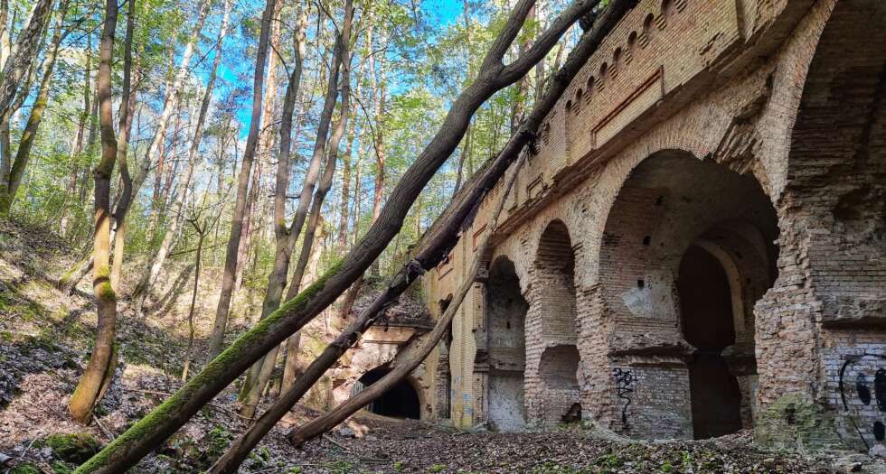 Tagestour ab/an Berlin: Festungen & Tunnel rund um Küstrin
